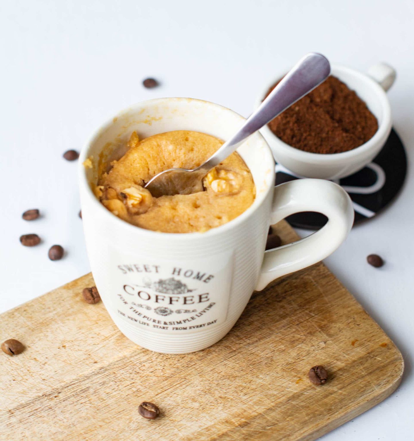 Coffee mug cake: quick coffee cake in minutes! - Two Chimps Coffee